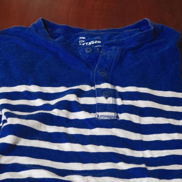 GAP | Shirts | Gorgeous Blue Gap Tee Shirt | Poshmark